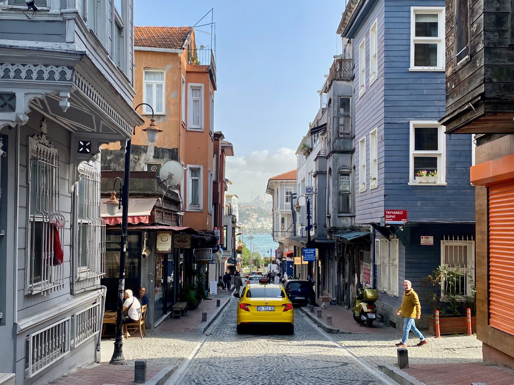 Do You Tip in Turkey? Your Complete 2026 Tipping Guide - Wander Weavers